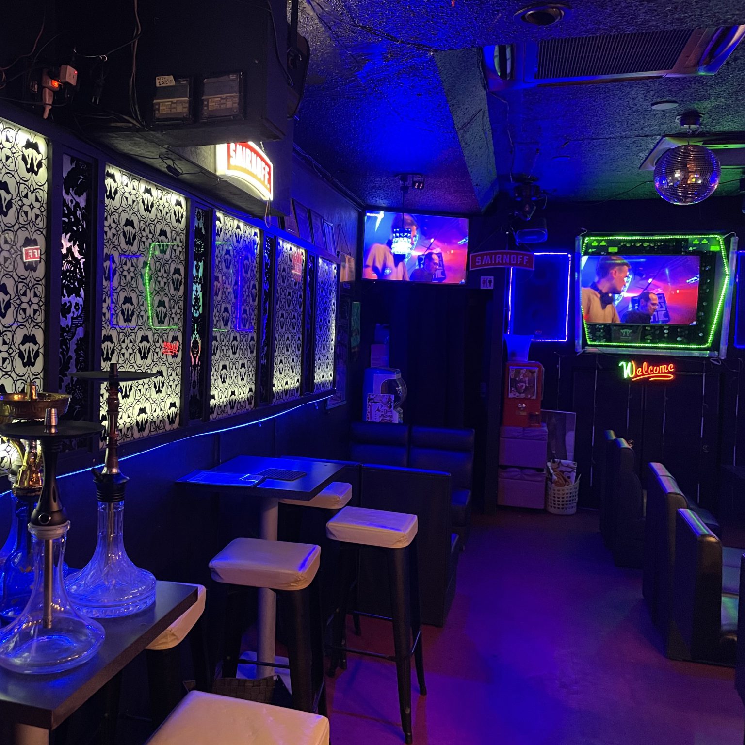 Shisha Bar | インド料理 シンズキッチン丨Singh's Kitchen Indian restaurant